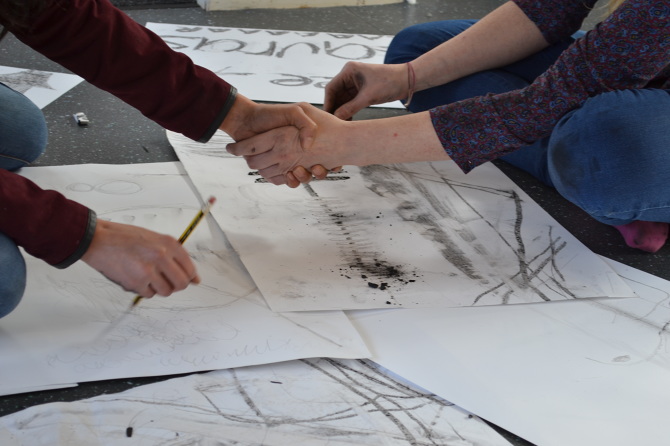 A DRAWING CLASS - TEMPORARY STUDIO