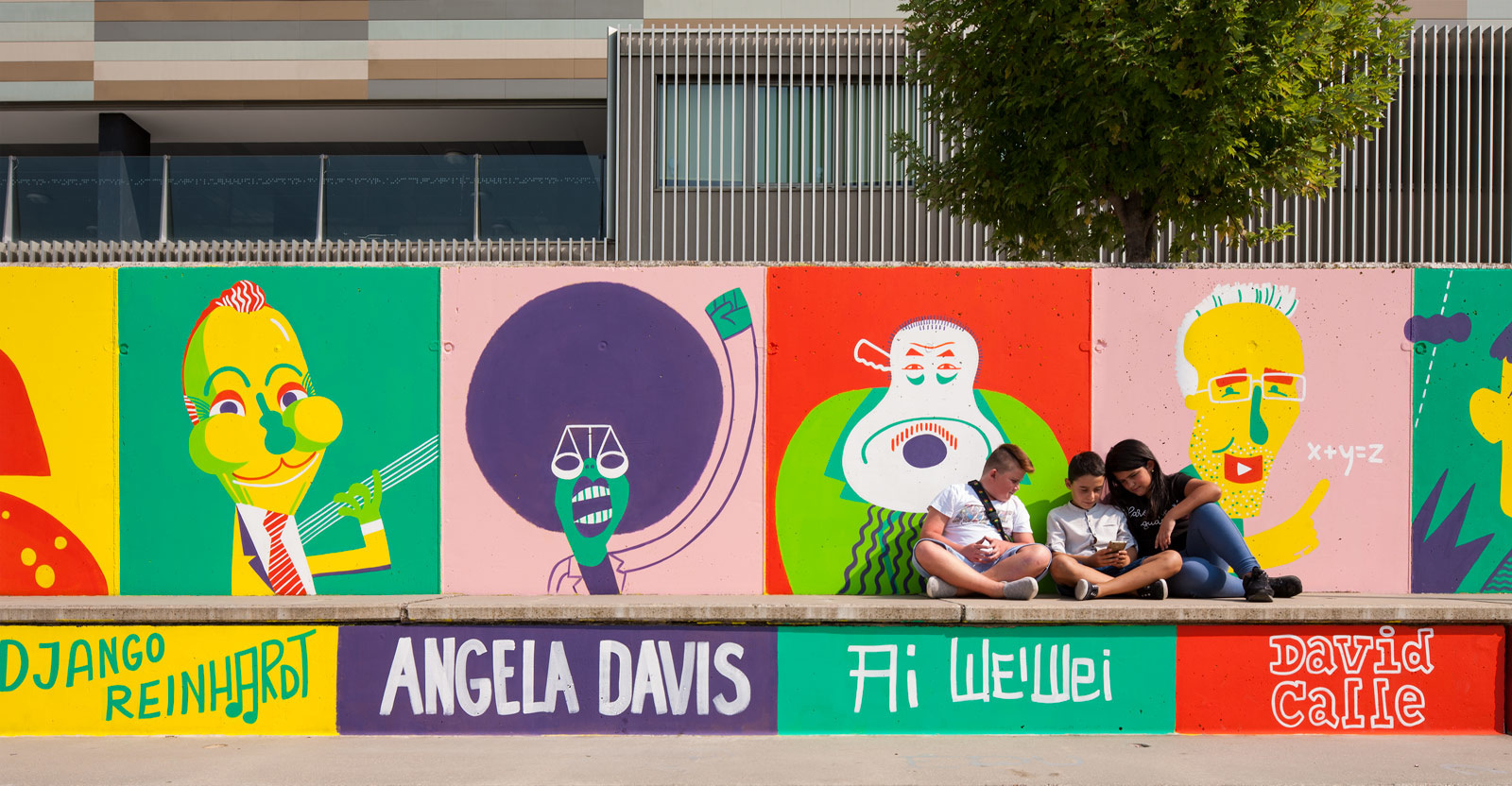 Portraits, school mural - Iván Bravo Studio | Illustration & Graphic Design