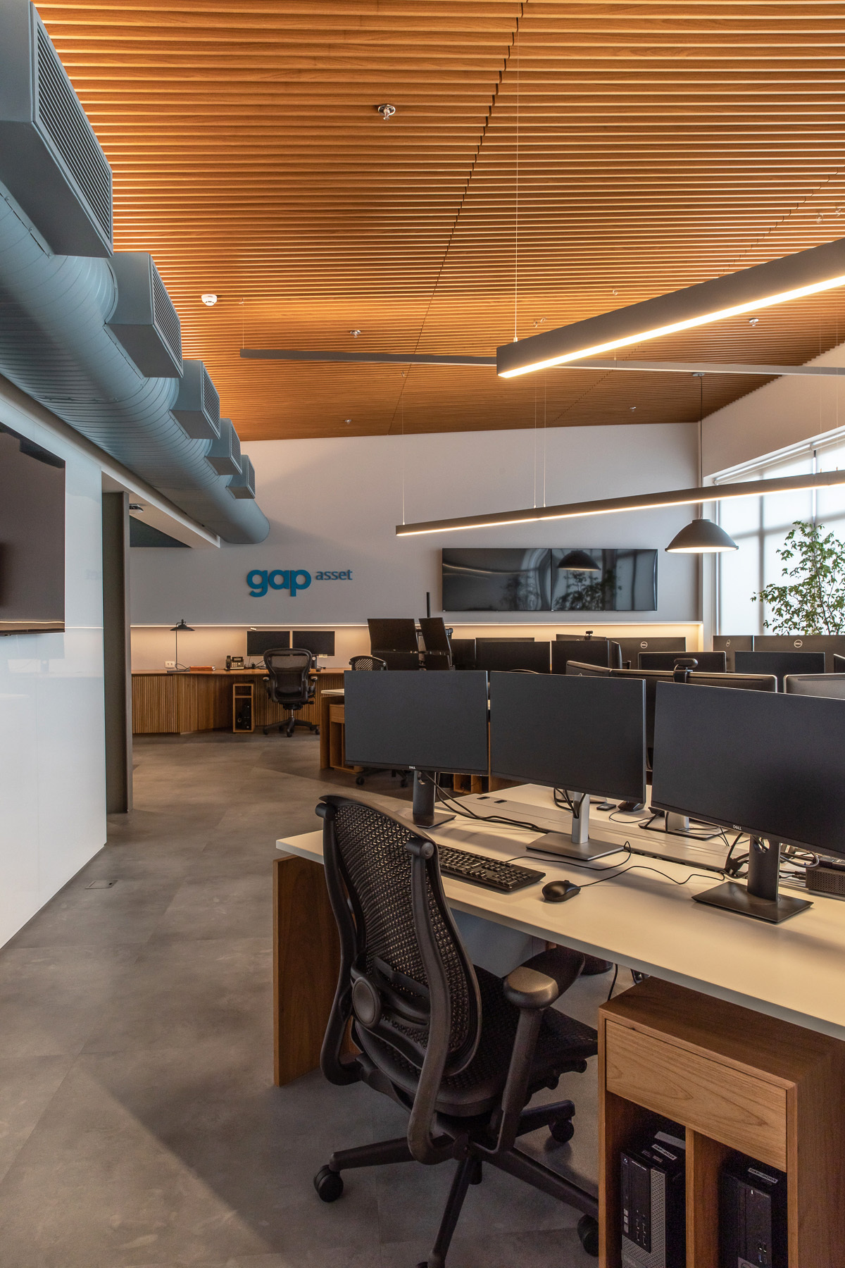 Escritório GAP Asset - estudio chão