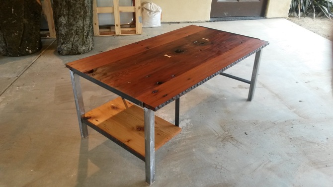 Reclaimed Cedar-siding table - Archi_Texture