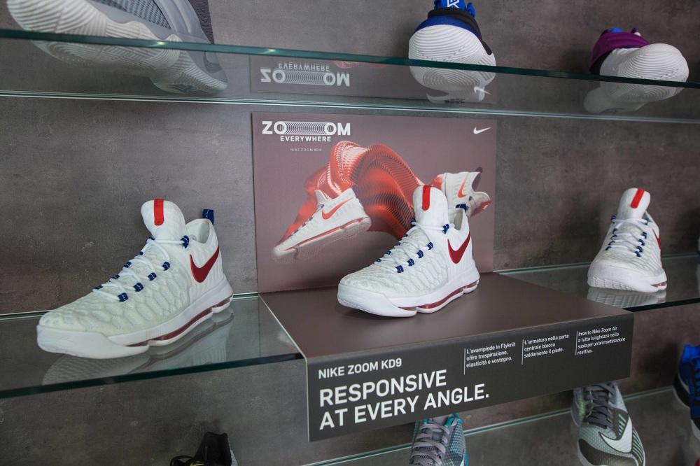 NIKE - Seasonal Campaign Implementation - cargocollective.com ...