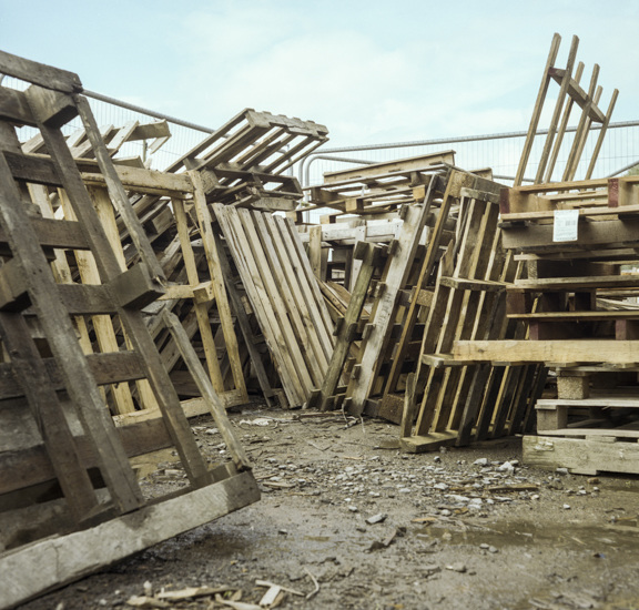 Bristol's Wood Recycling Project - callumburnsphoto.com