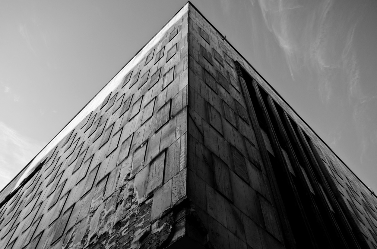 Series - Colossus - lines.