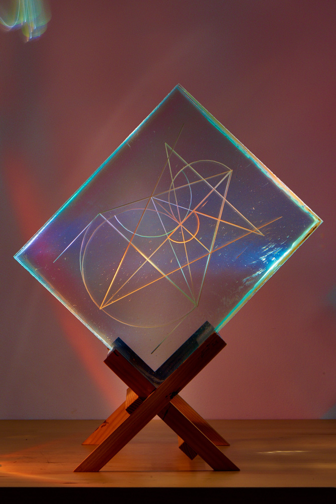 Decomposition of graphic design Adam Bernau - Ondrej Janu Photography