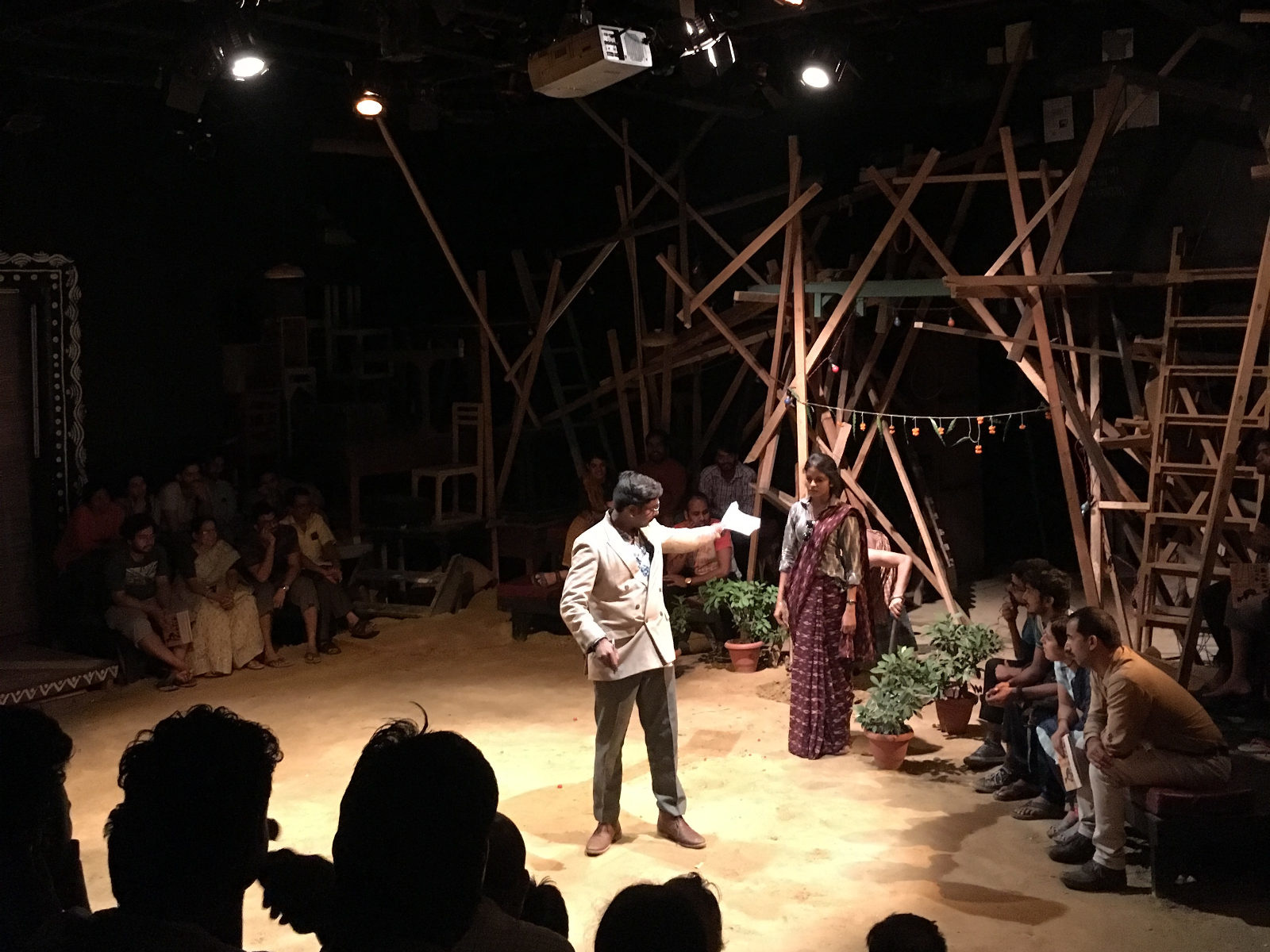 Raag Darbari set-design - asimwaqif.com