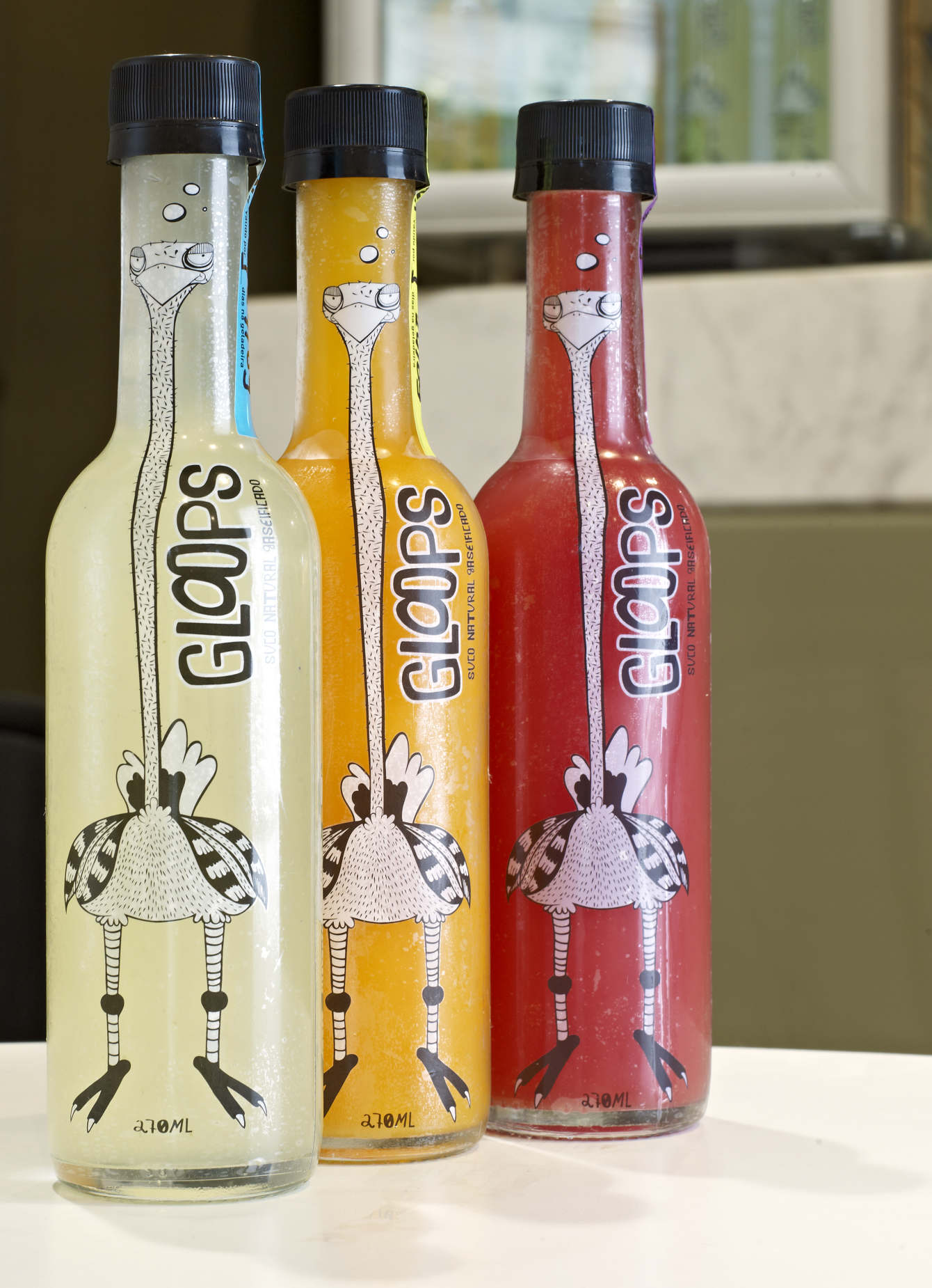 desenho gráfico / graphic design - Leo Uzai