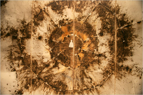 CAI GUO-QIANG : GUNPOWDER ART - Clad Creatures