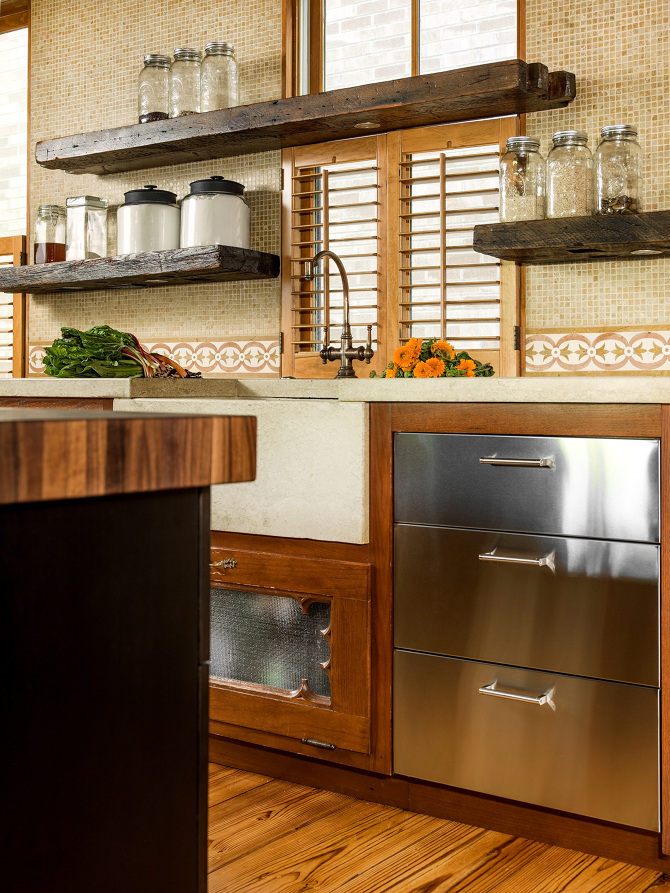 Lakeview Kitchen - tomrgon.com