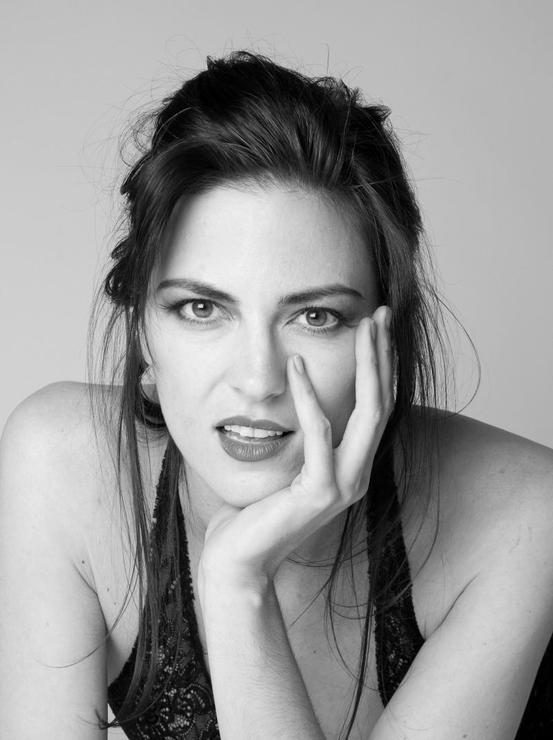 GALLERY - MoniqueGanderton