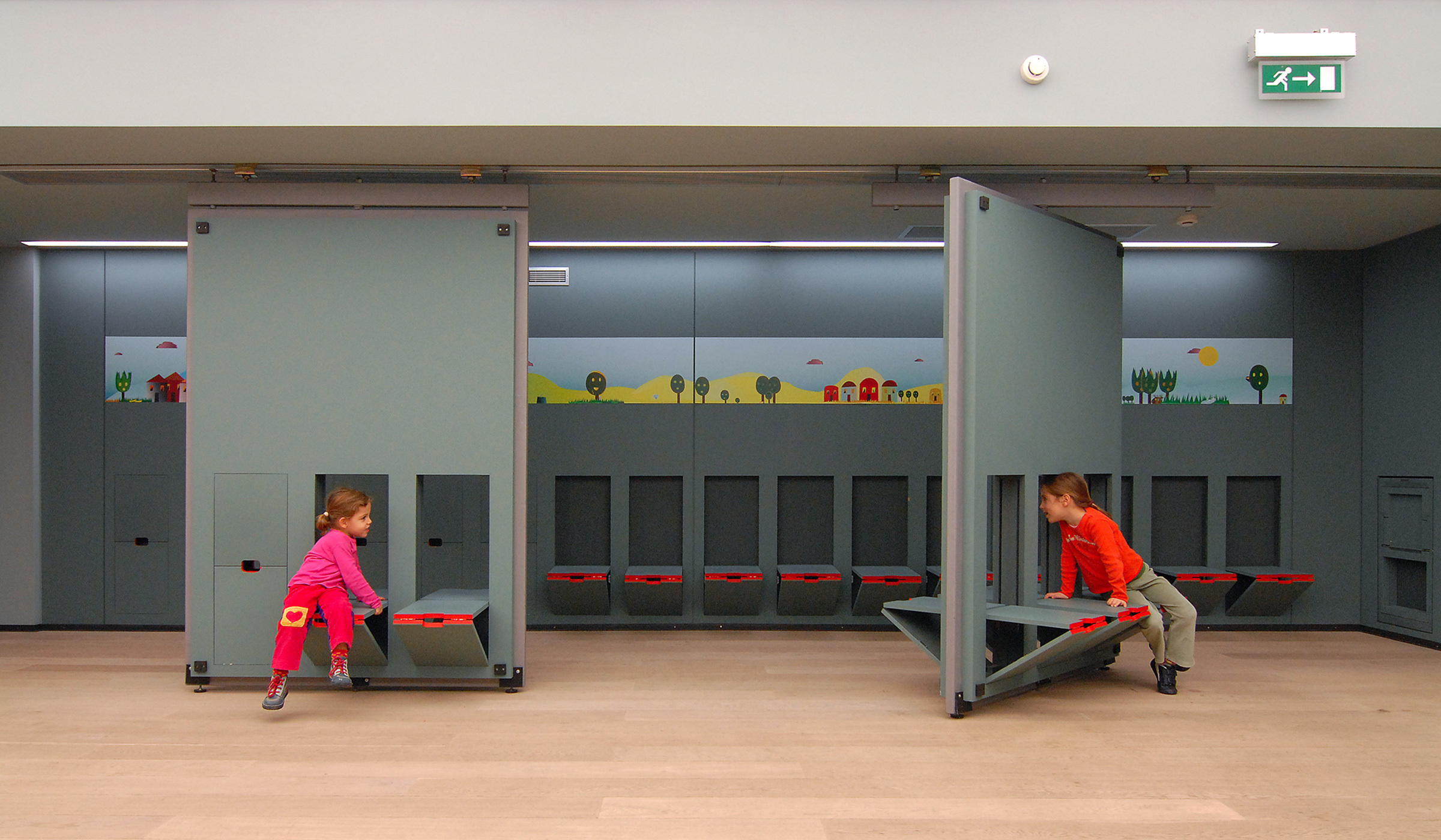 FOYER FOR THE CHILDREN'S STAGE - NATIONAL THEATER OF GREECE - flux-office