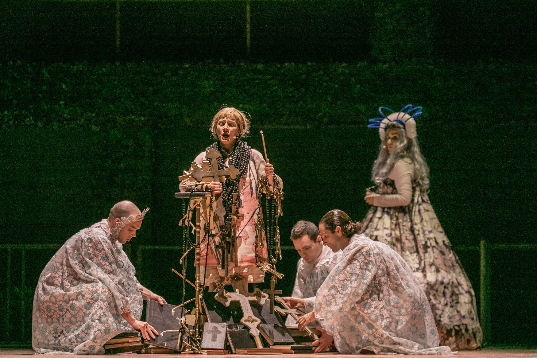 THE PAPESS JOANNE - flux-office