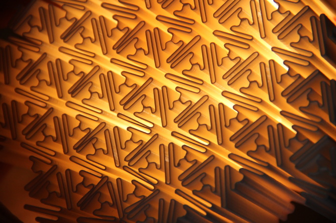 Mesostructured Cellular Materials - Andreas Bastian: Work