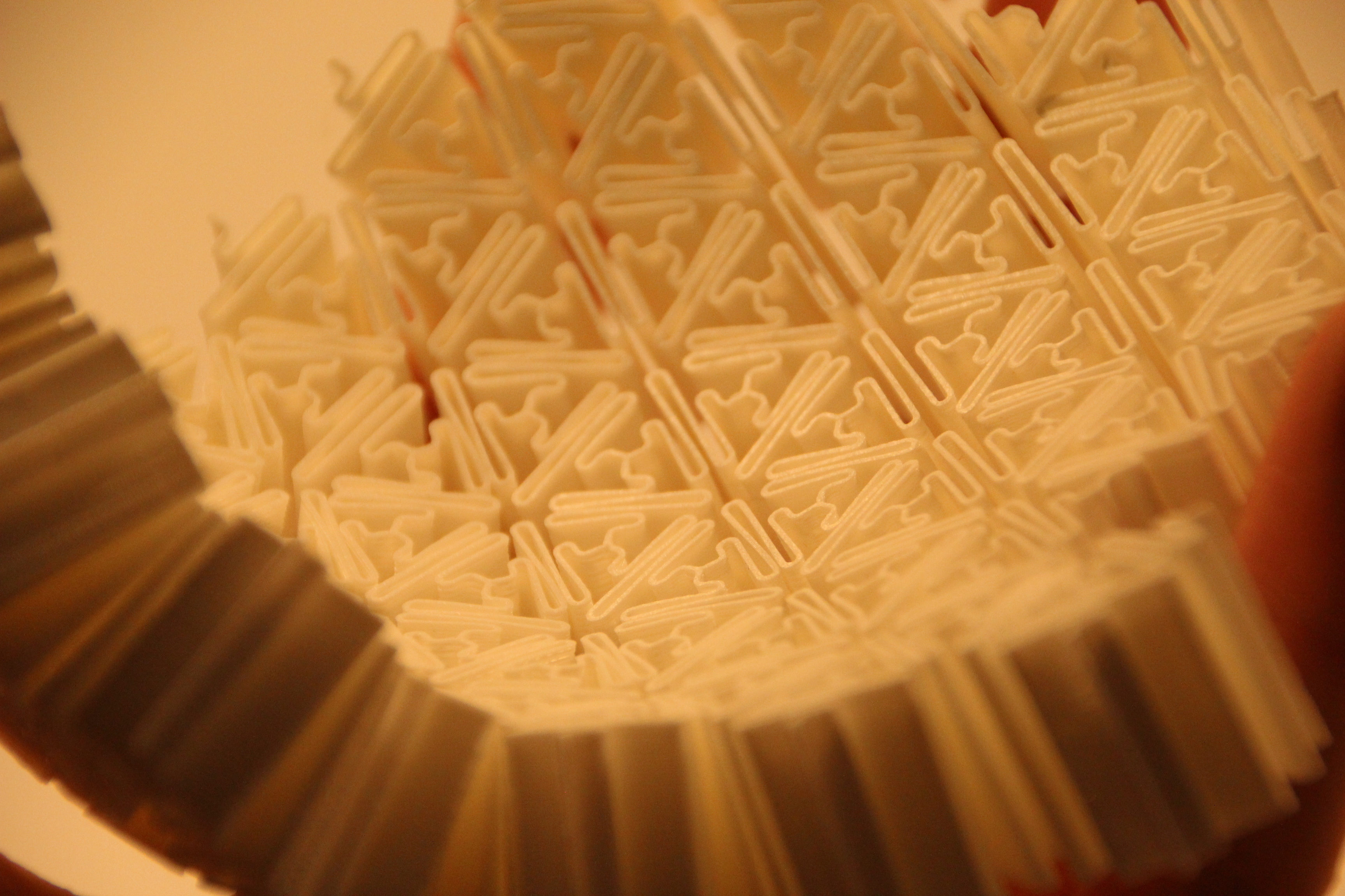 Mesostructured Cellular Materials - Andreas Bastian: Work