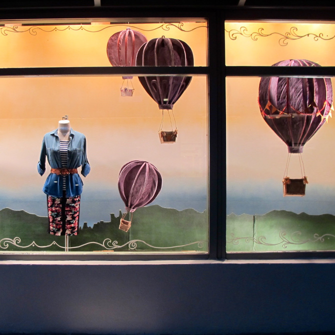 Balloon Window for Anthropologie - Reed van Bee Display & Visuals