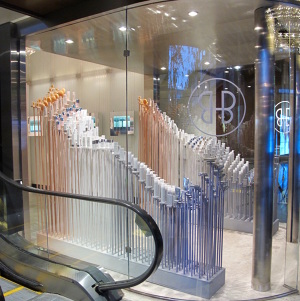 Reed van Bee Display & Visuals