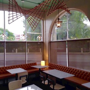 Reed van Bee Display & Visuals