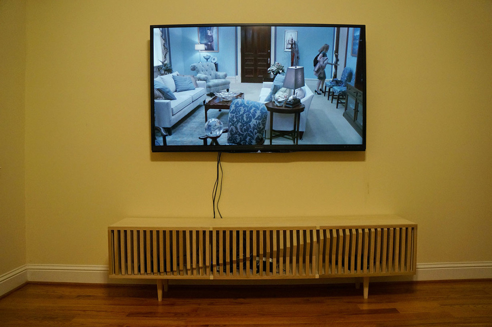 TV CONSOLE - Haldun Builds