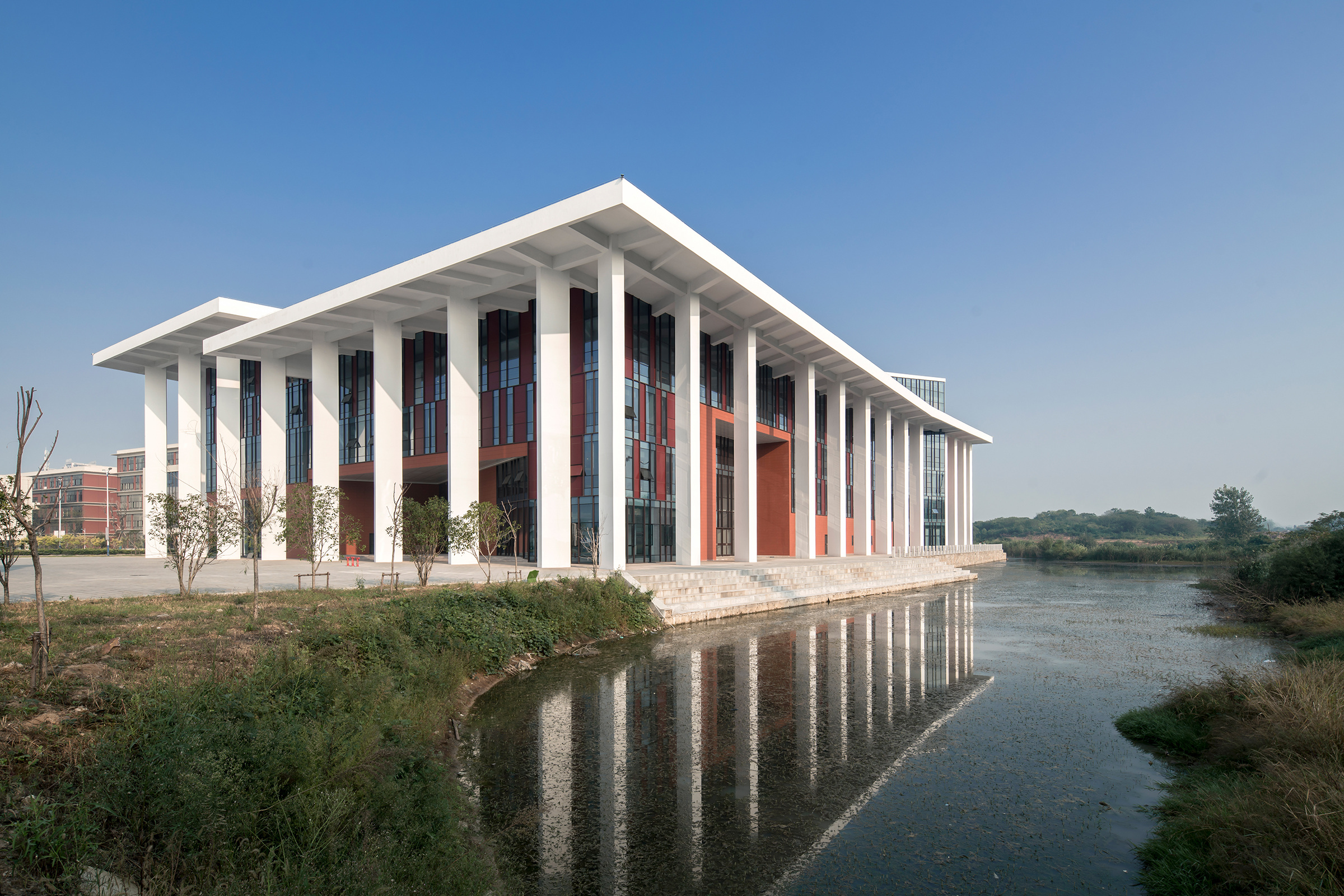 Anhui University of Technology - V1-Studio