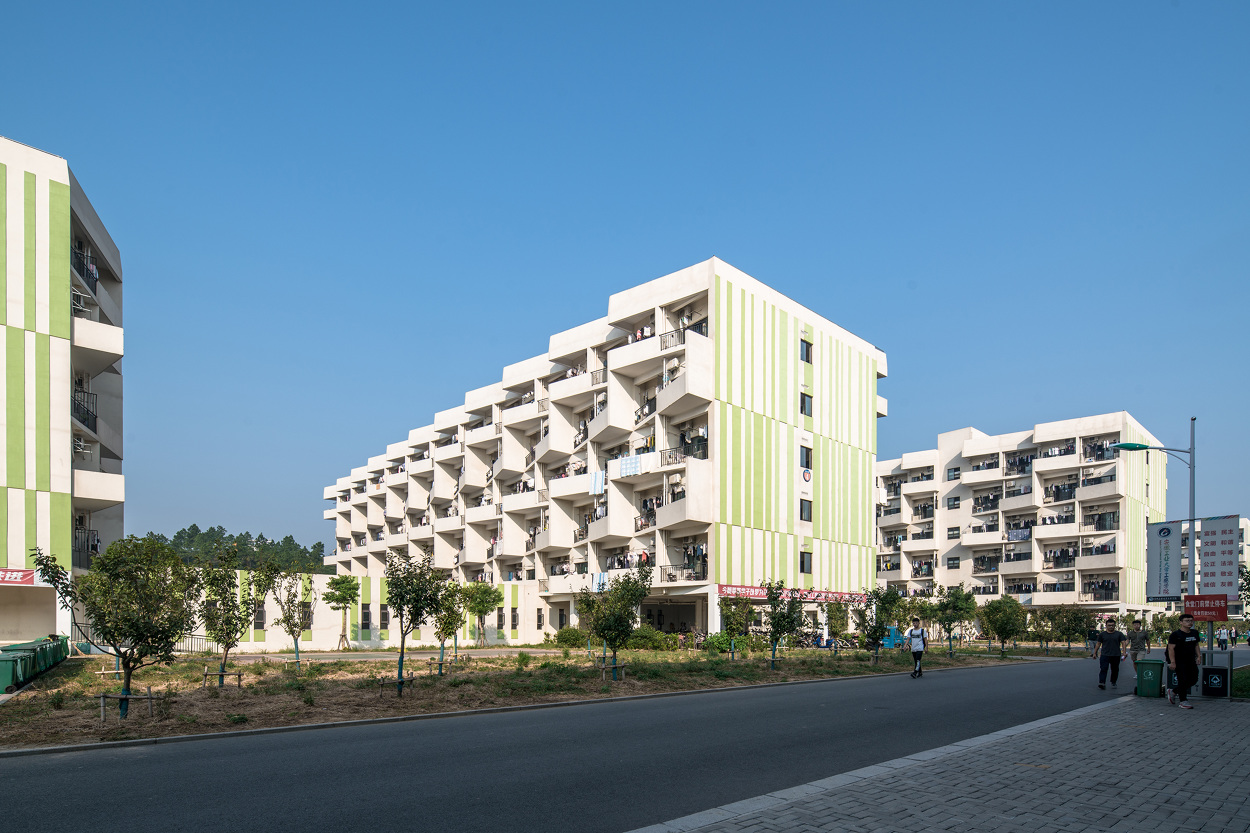 Anhui University of Technology - V1-Studio