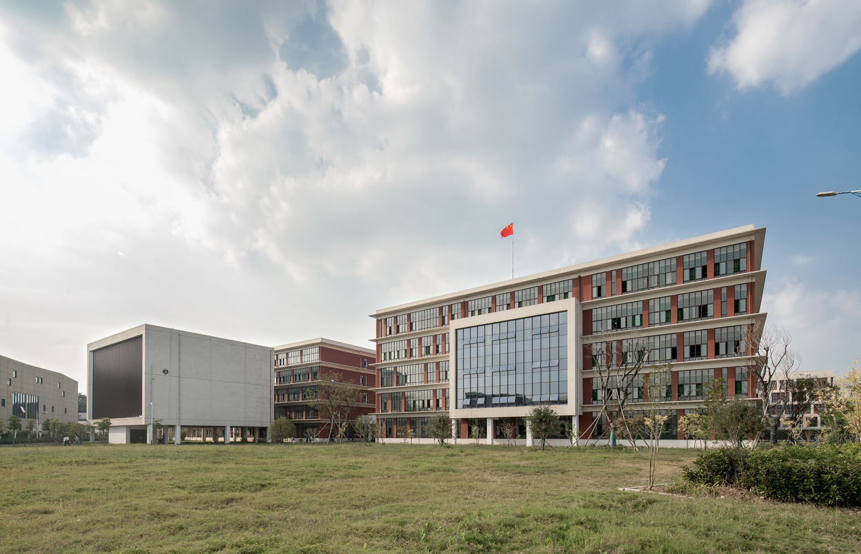 Anhui University of Technology - V1-Studio