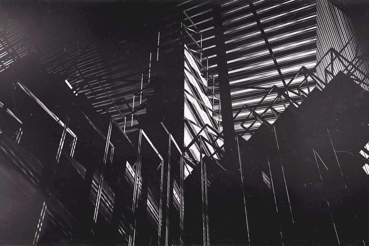 Dim light broken darkness - Sporo