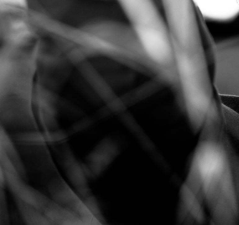 Dim light broken darkness - Sporo