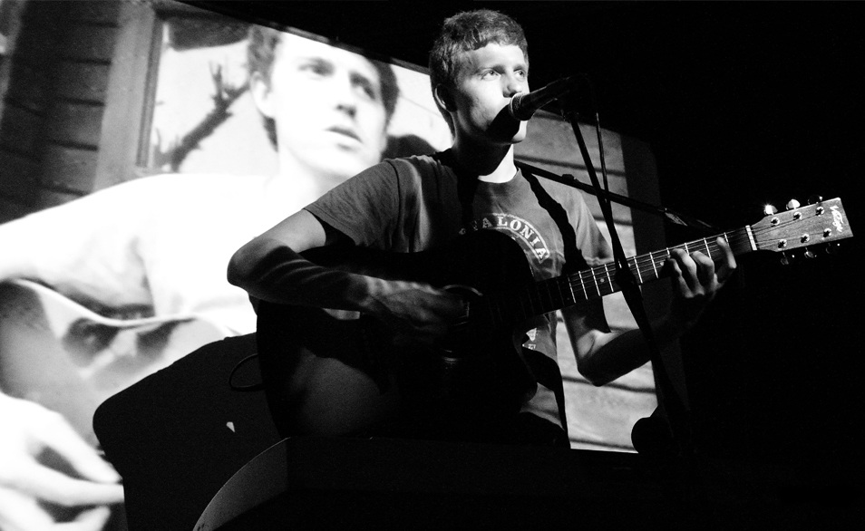Live Music - Pauline Clark