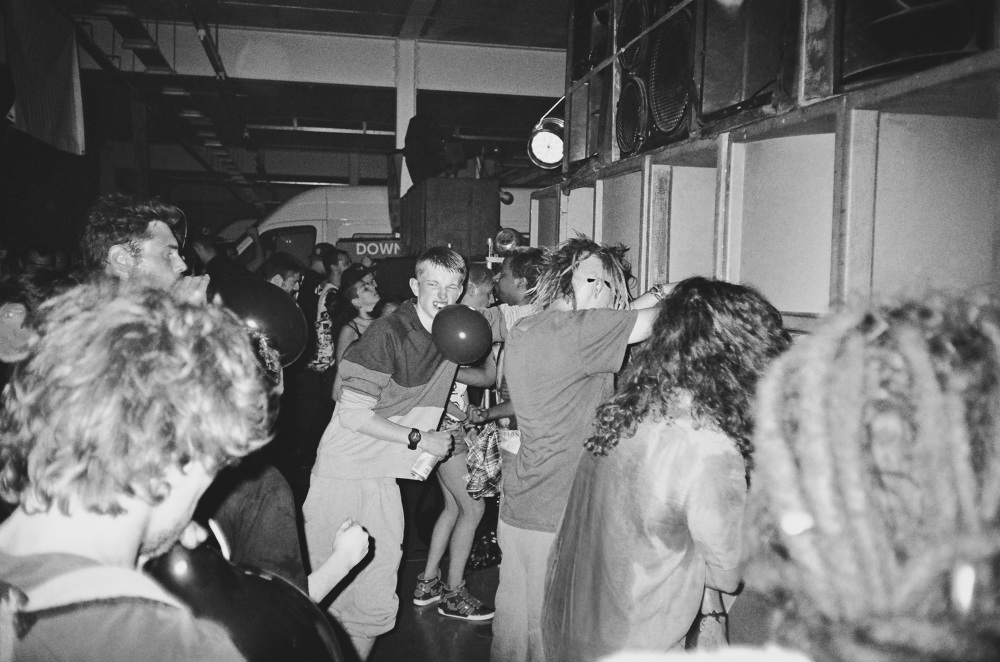 Scumtek '15 (illegal squat rave). - Amerizm