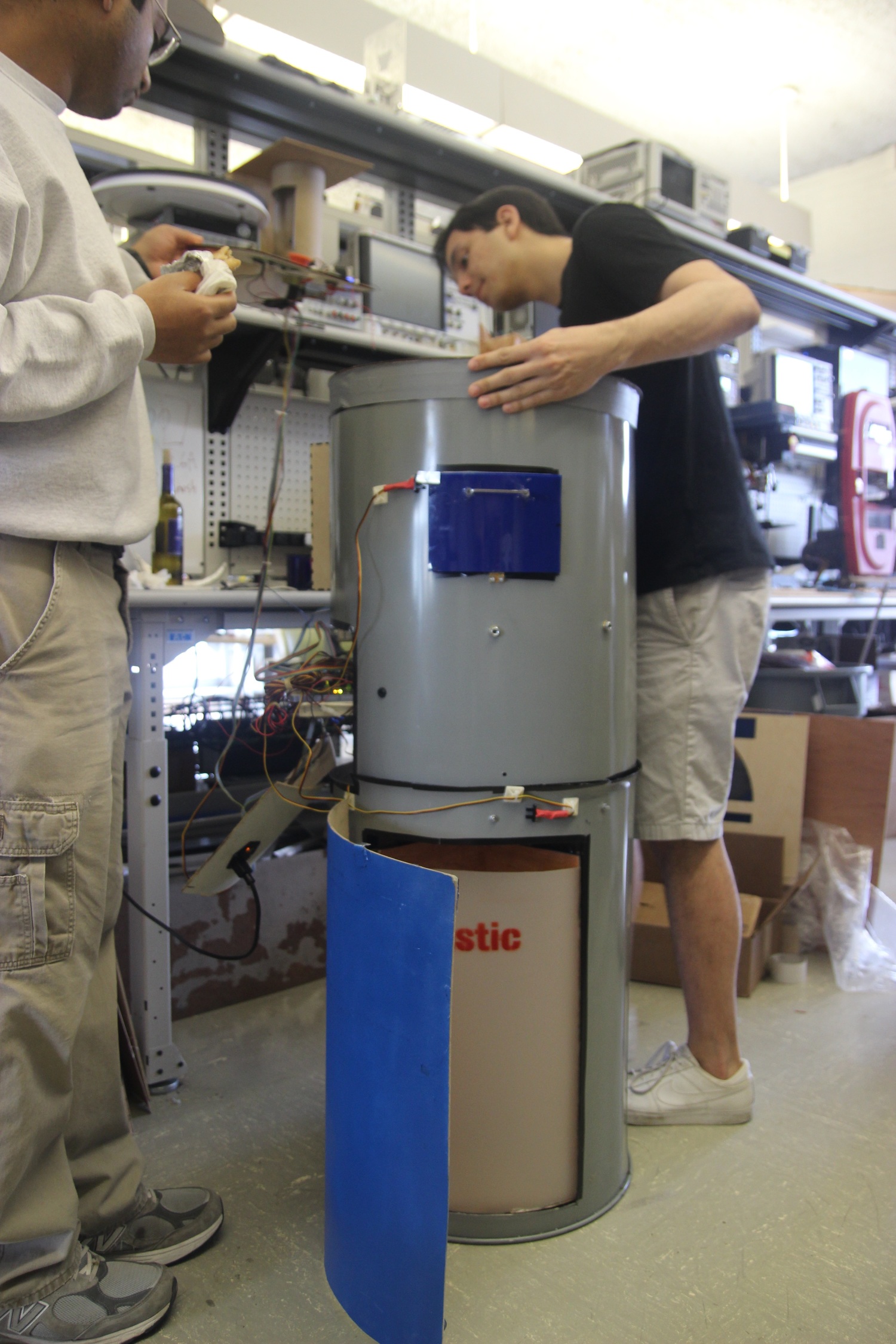 trash bot - Jaime Chu