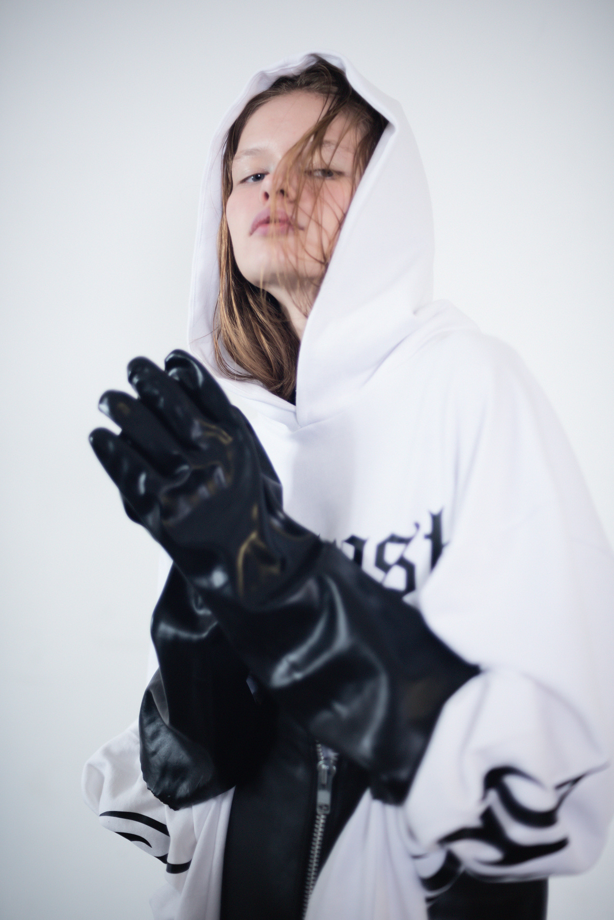 UP & CLOSE WITH JACOB AND AXEL - BRASHY STUDIOS - showroommarcona3