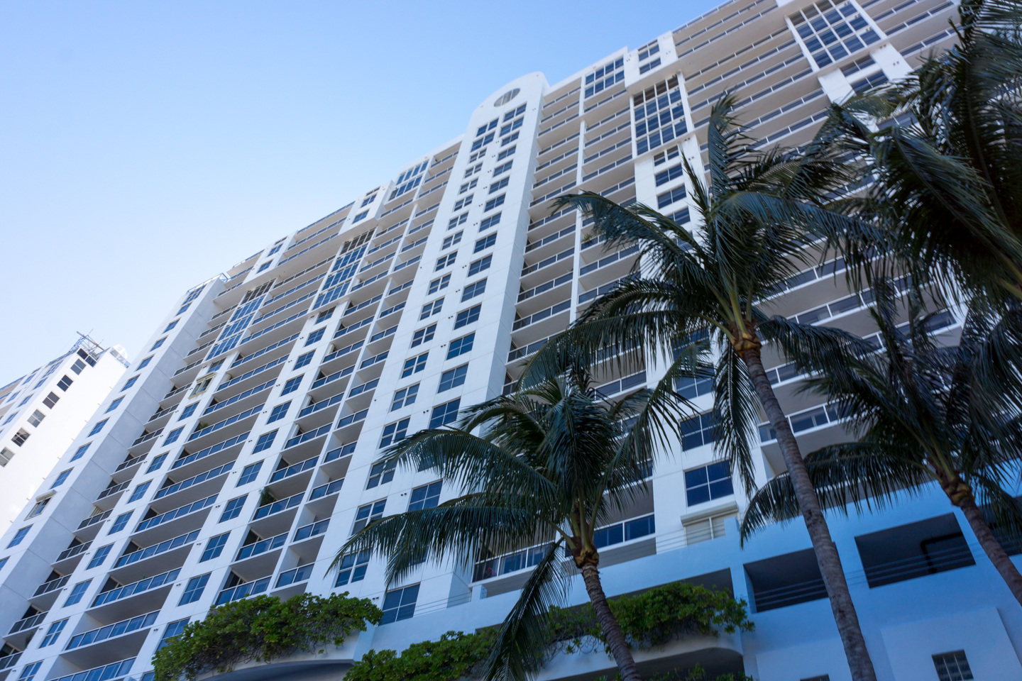 Sunset Harbour Towers - Miami Beach, Florida - CARL RÖMER - PORTFOLIO
