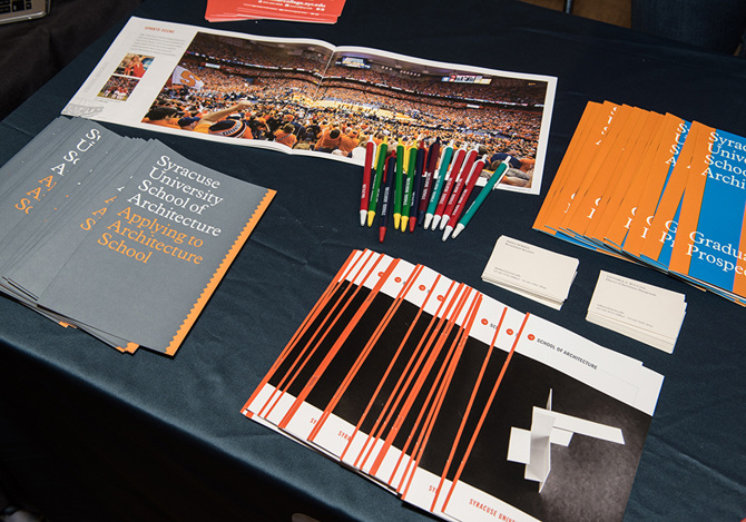 COLLEGE REGISTRATION - CHICAGO CAREER DAY