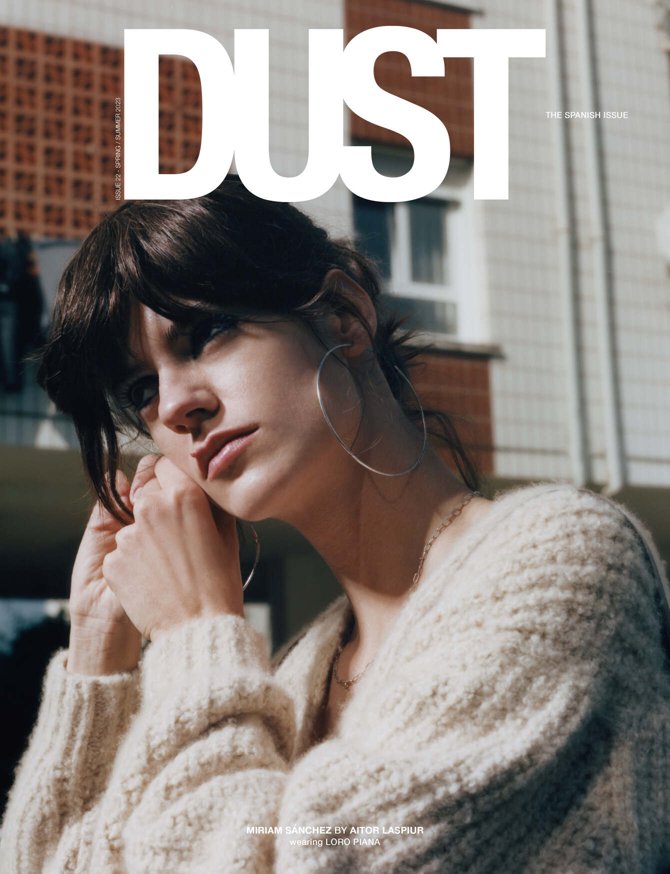 dust spanish - Tati Cotliar