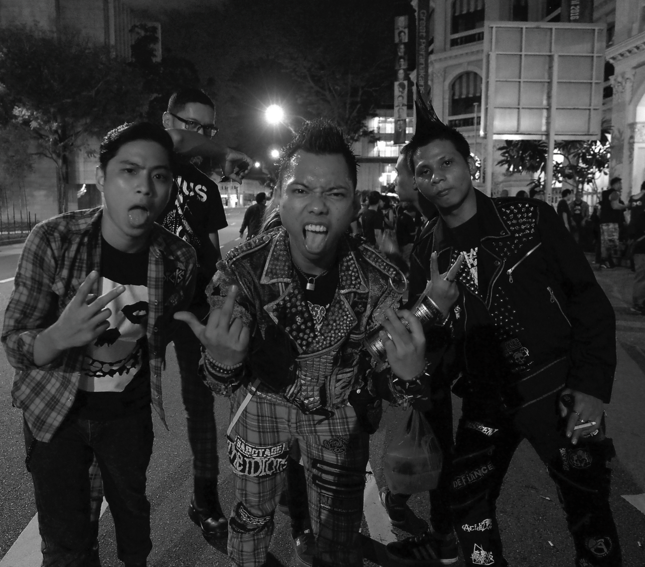 The Singapore Punk Scene - Daashayani