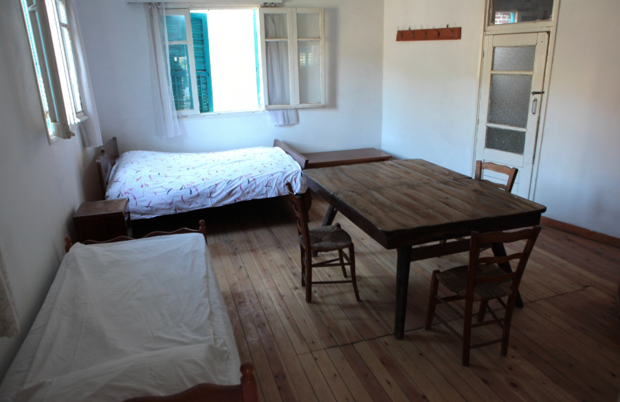 Kammari Tries Elies | artist residency - lau lukkarila