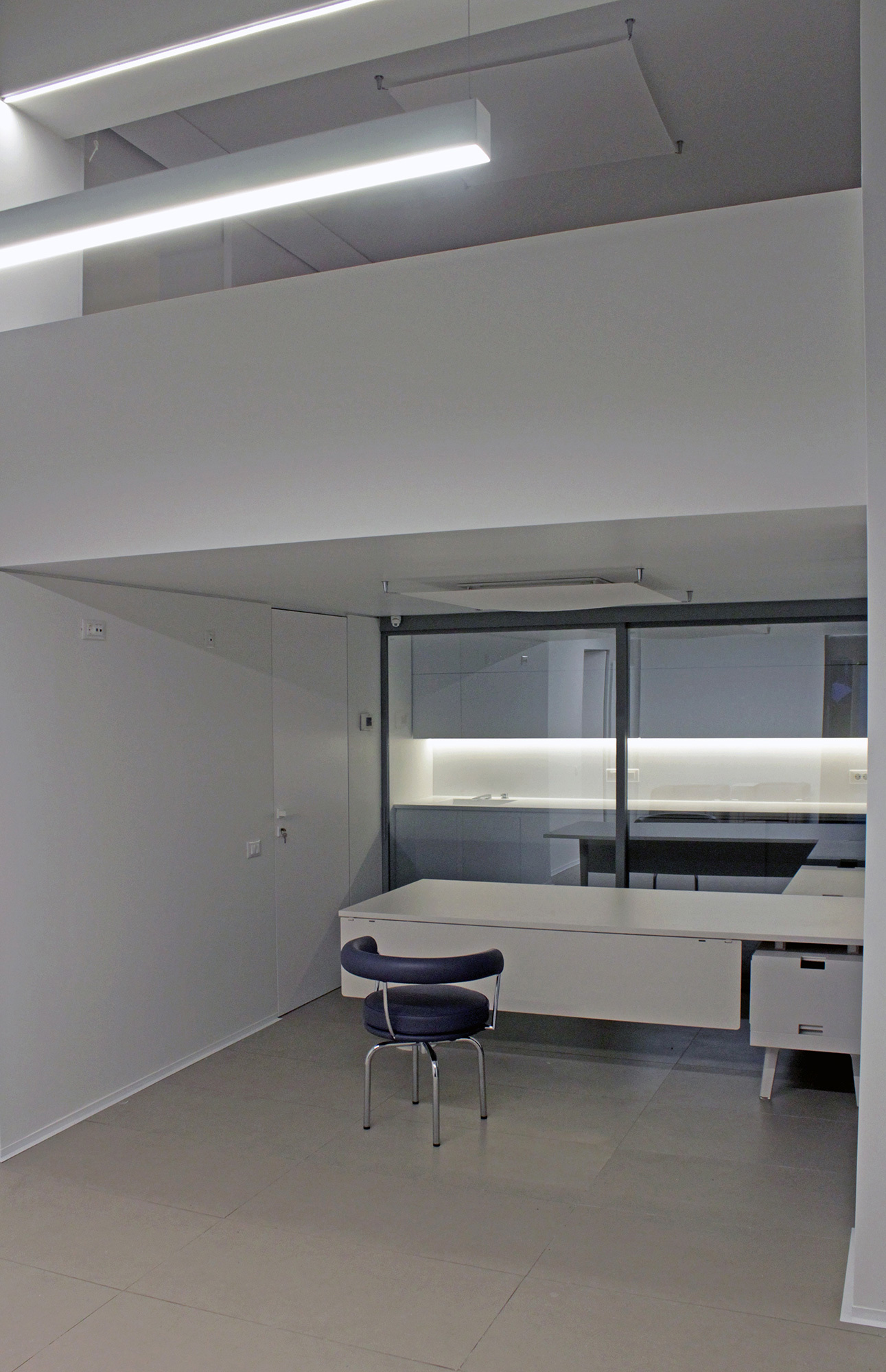 Orthopedic Doctor's Office - Kyriaki Mavrogeorgi Architects