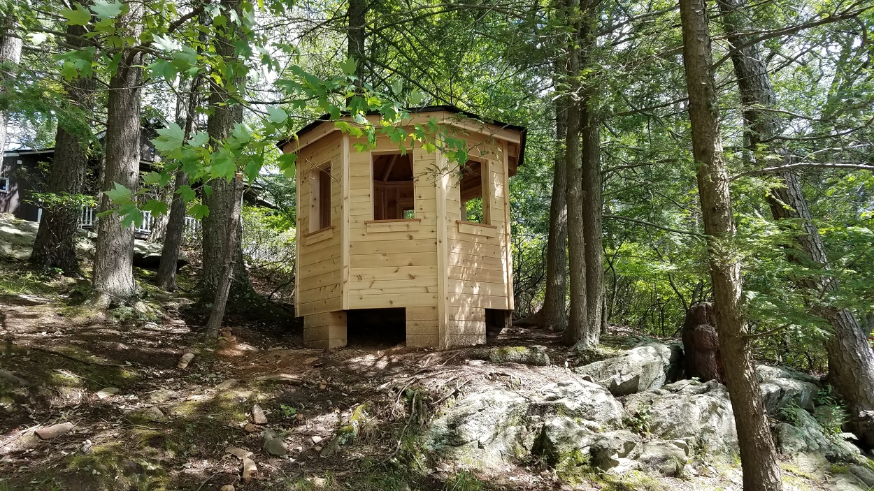 Octagon Playhouse - morrisondesignbuildllc