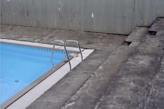»Pools« - blank-kollektiv