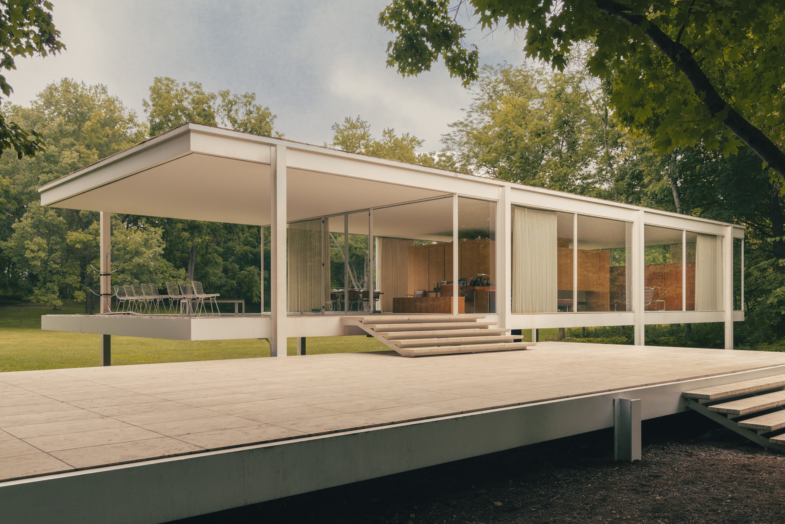 FARNSWORTH HOUSE - Romain Laprade - Photographer