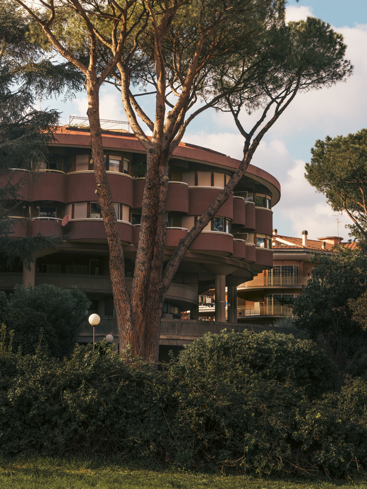 ROMA MODERNA - Romain Laprade - Photographer