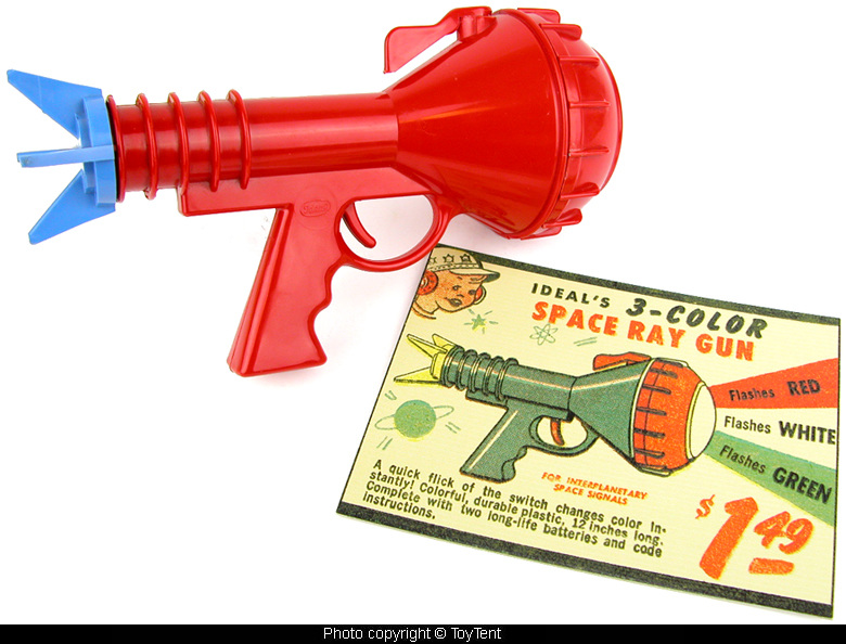 space ray gun - plastic in paradisum