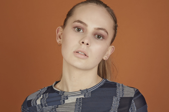 THREADBARE - Leanne Crowe Photography