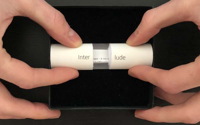 INTERLUDE - Iris Colomb