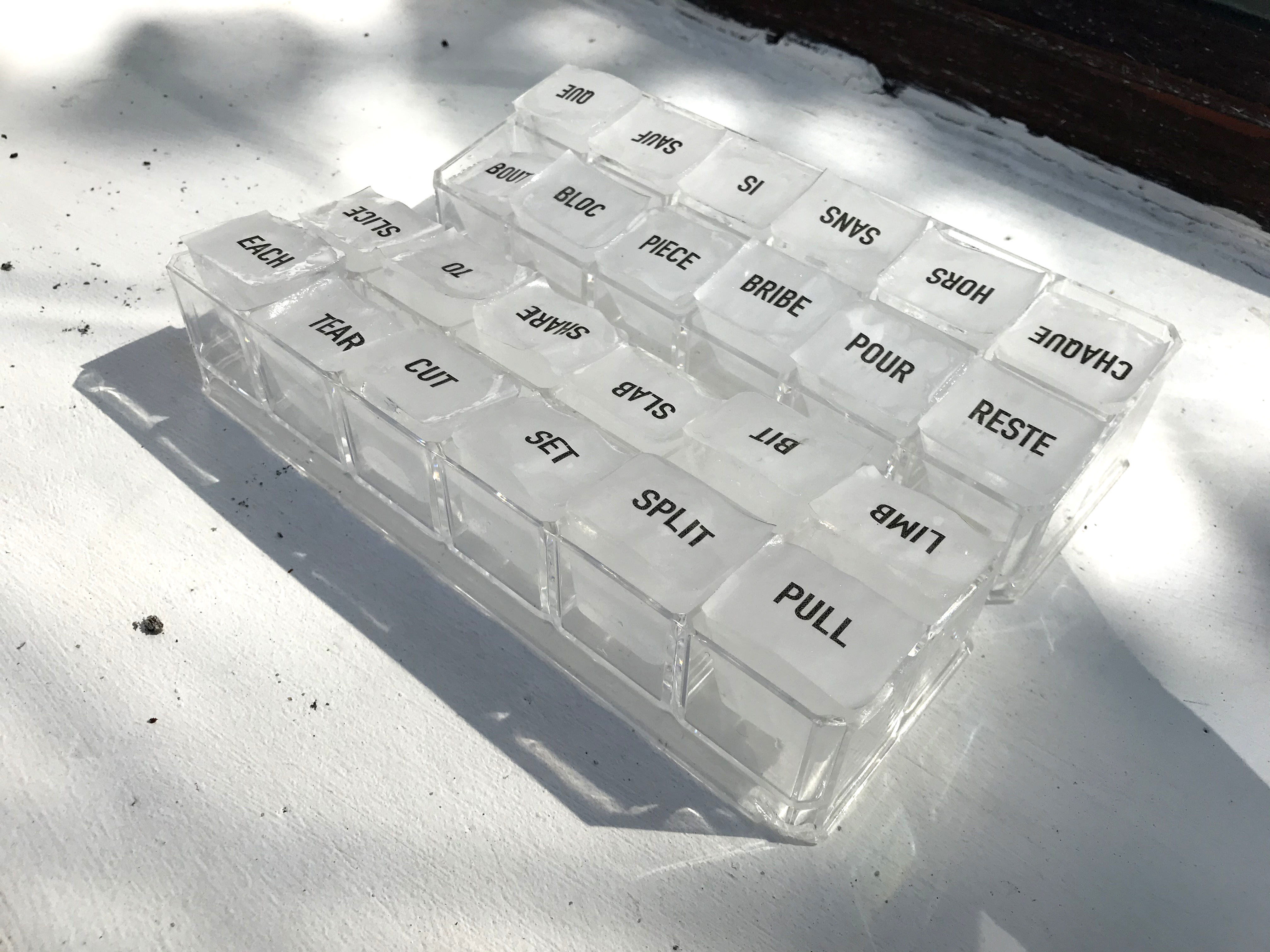 PARTS APART / PARTS À PART - Iris Colomb