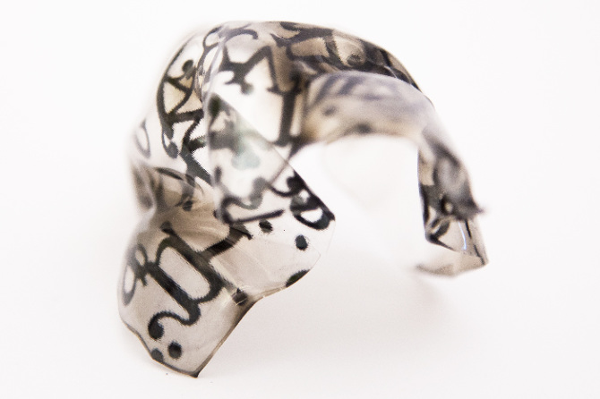 Distorted Typography - emiliaragon