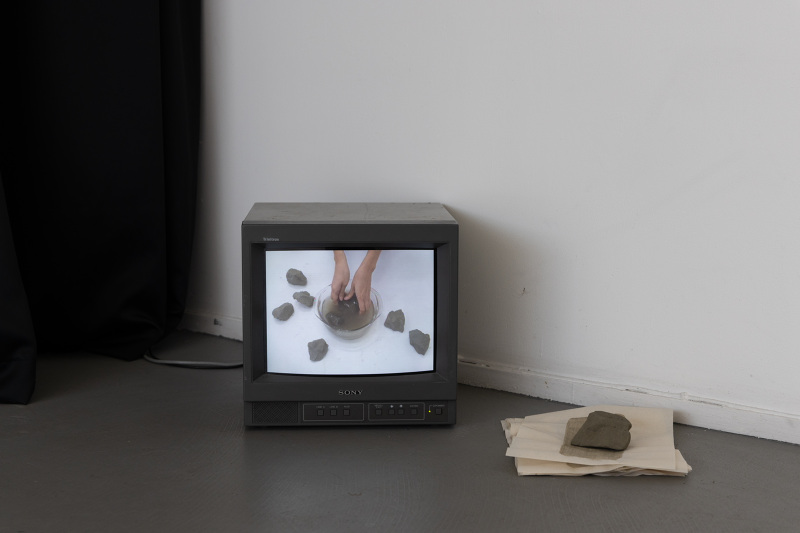 Touching Time - Yukari Kaihori