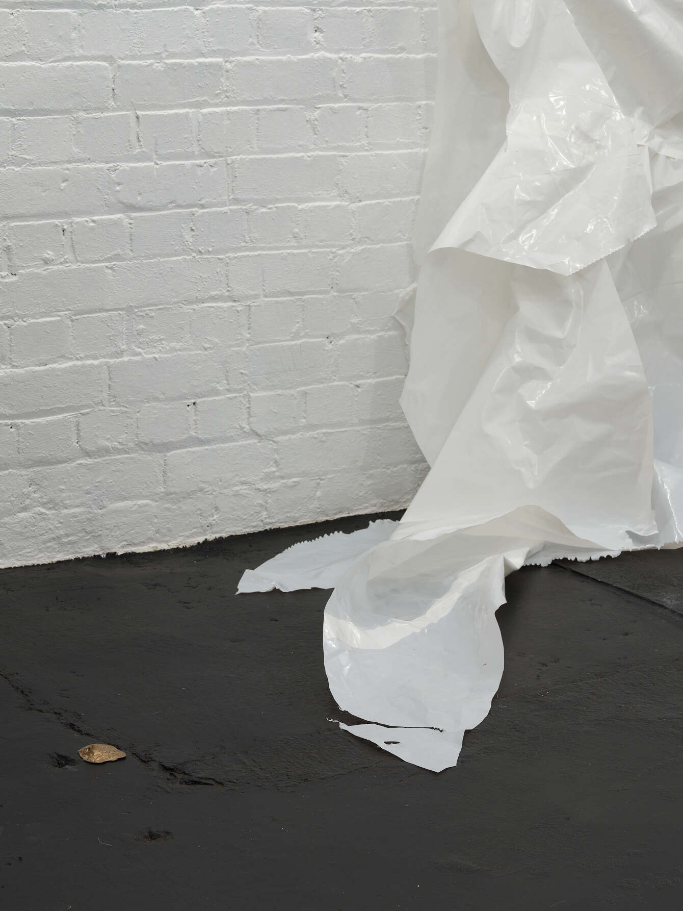 Wiggling Together Falling Apart - Yukari Kaihori