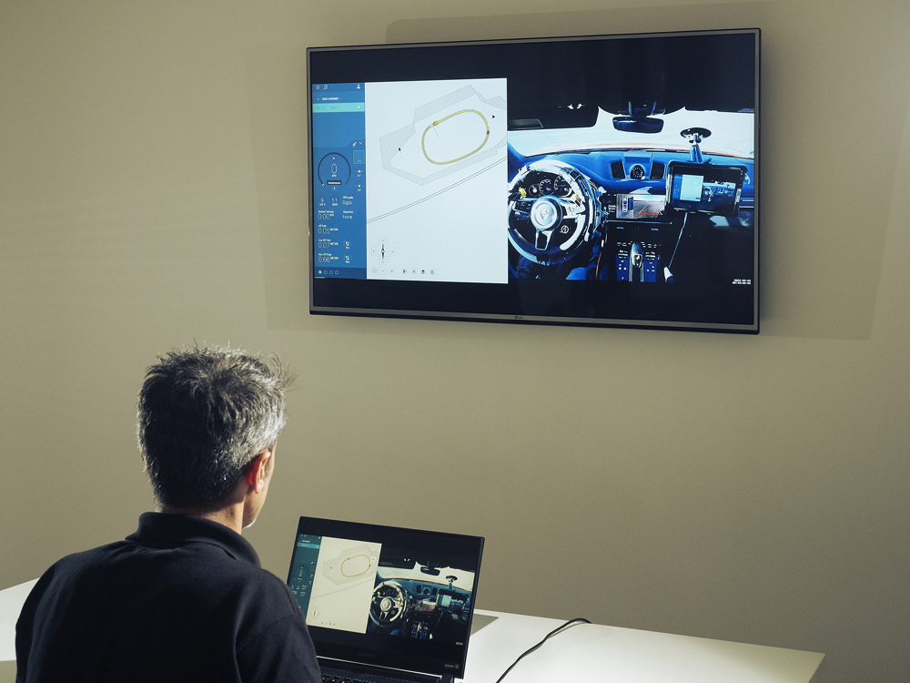 Porsche Engineering Magazine - Luca Santini Studio