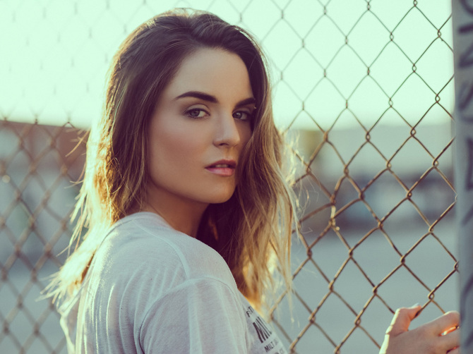 What Inspired JoJo's New Songs & How She Feels About Coming Home to ...