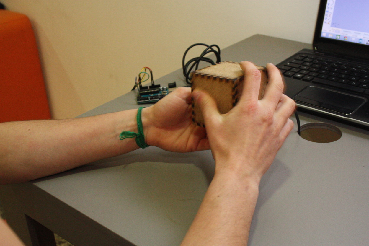 Creation Of An Interactive Object With Arduino Andrea Taverna 3666